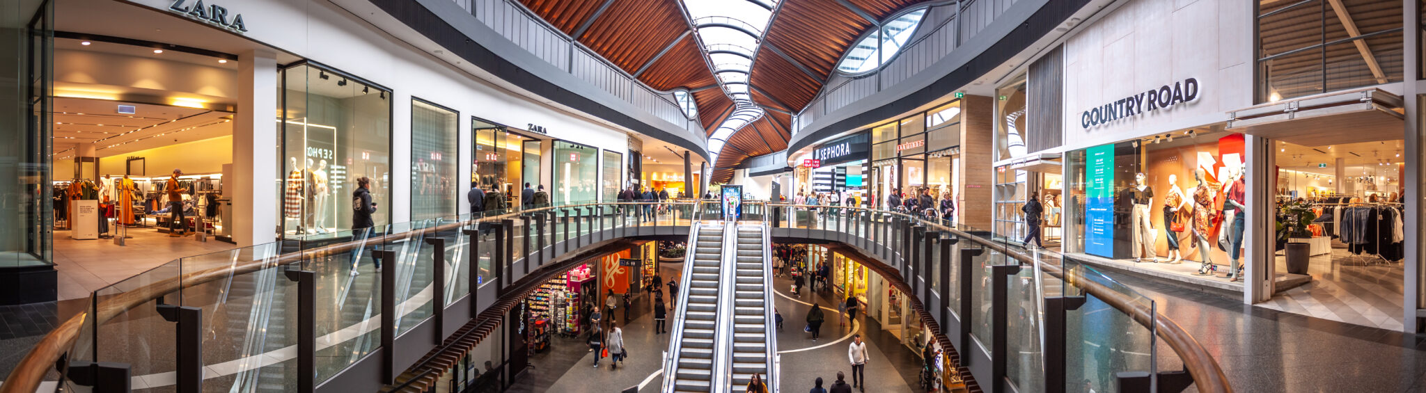 Top 6 Ways to Build Community Engagement in Retail Spaces - DedON
